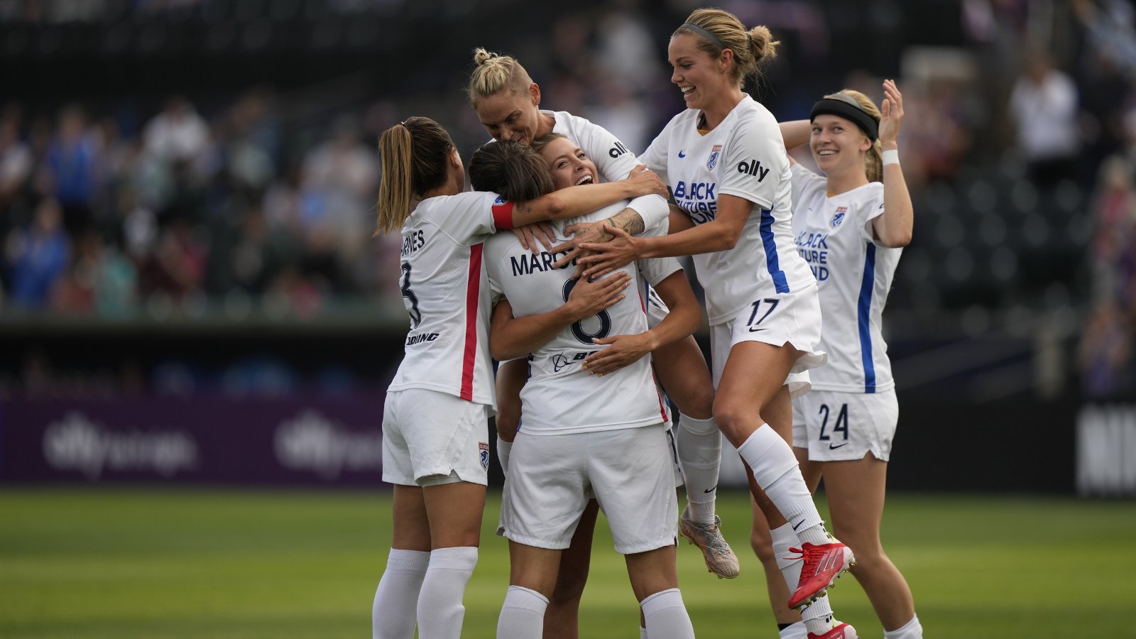 OL Reign coach Farid Benstiti reportedly resigned over abuse ...