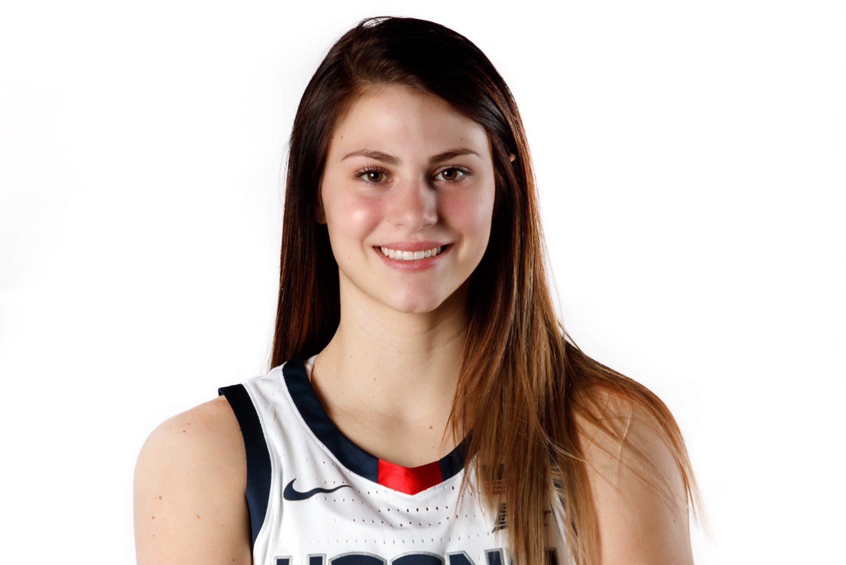 Former UConn basketball player Saylor Poffenbarger commits to Arkansas ...