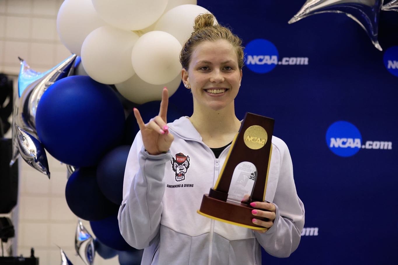 Katharine Berkoff sets women’s record in NCAA 100-yard backstroke ...