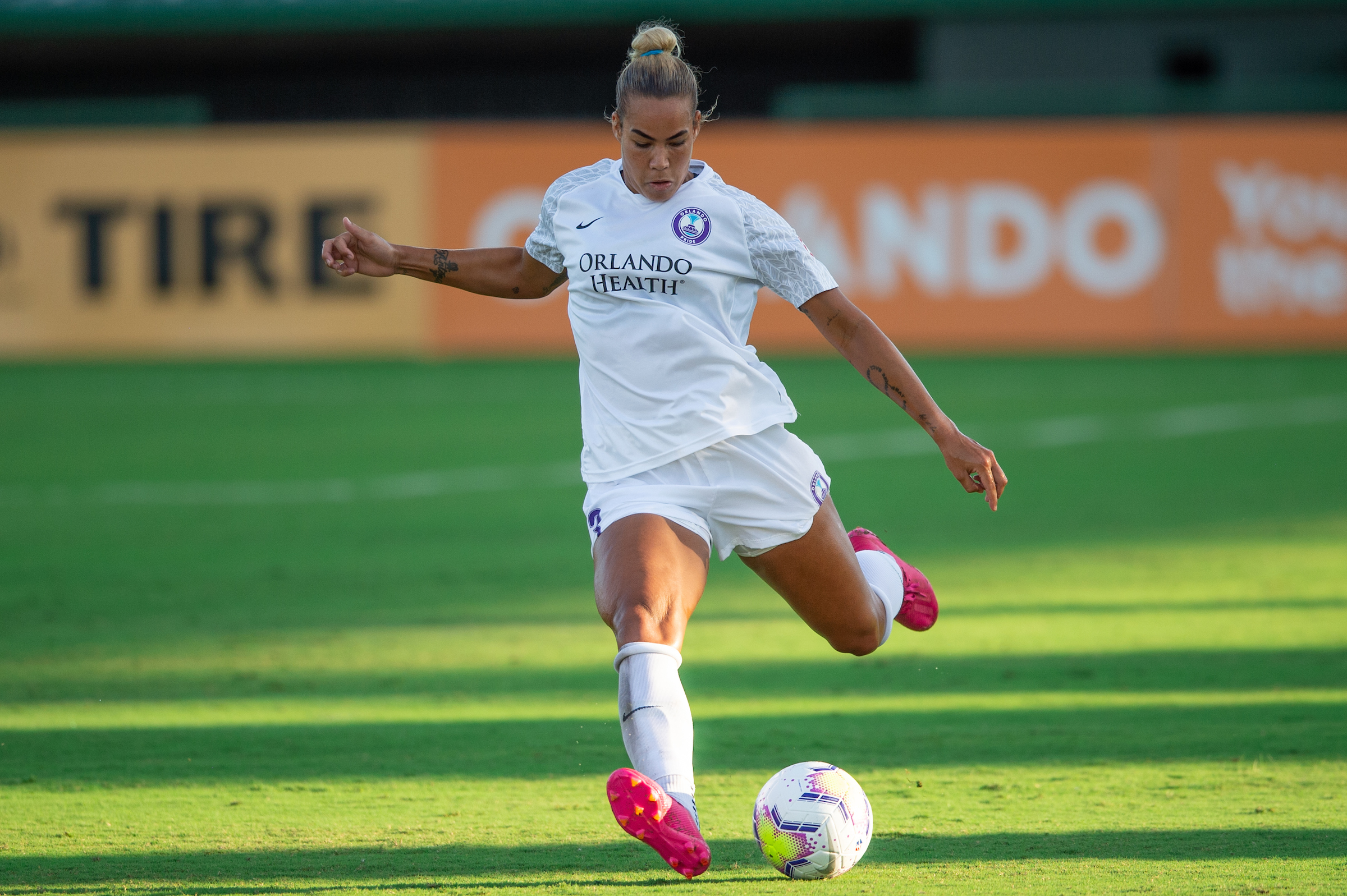 Off The Ball With Ali Riley, Ep 2: Time With Toni - Just Women's Sports