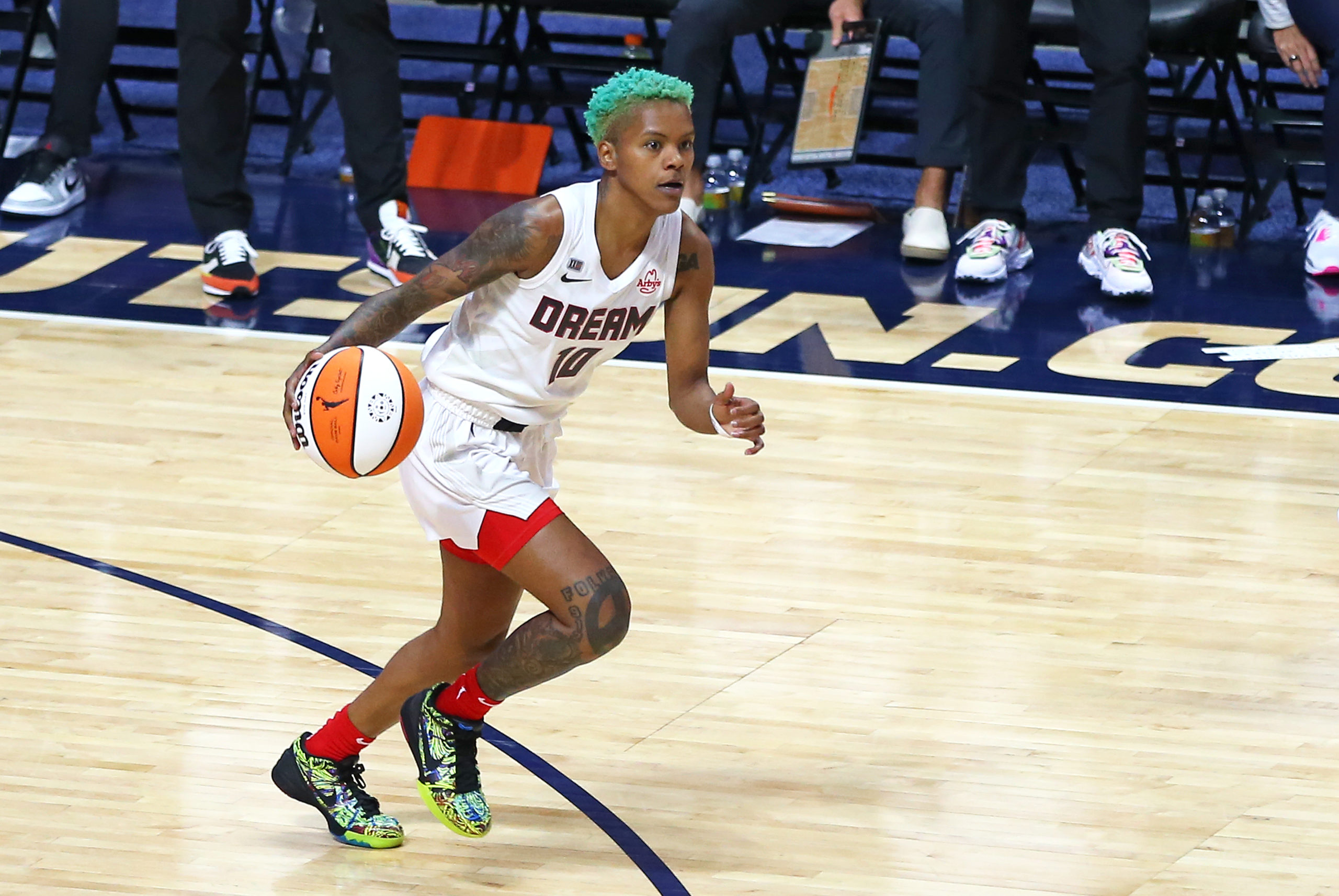 Courtney Williams headlines Athletes Unlimited’s basketball roster ...