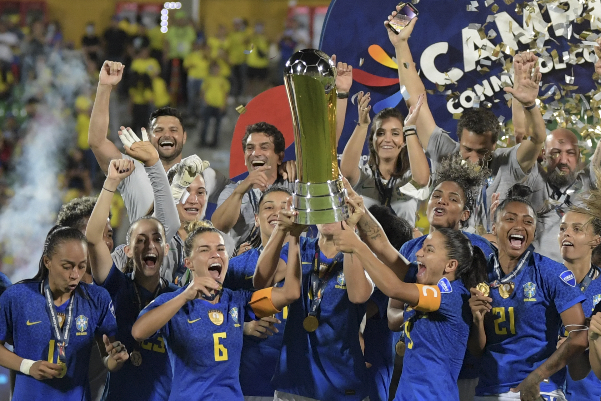 Debinha helps Brazil to eighth Copa America Femenina title - Just Women ...