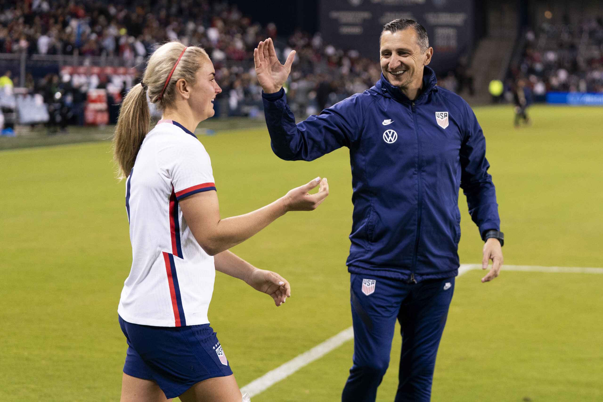 Lindsey Horan compares USWNT coaches Vlatko Andonovski and Jill Ellis ...