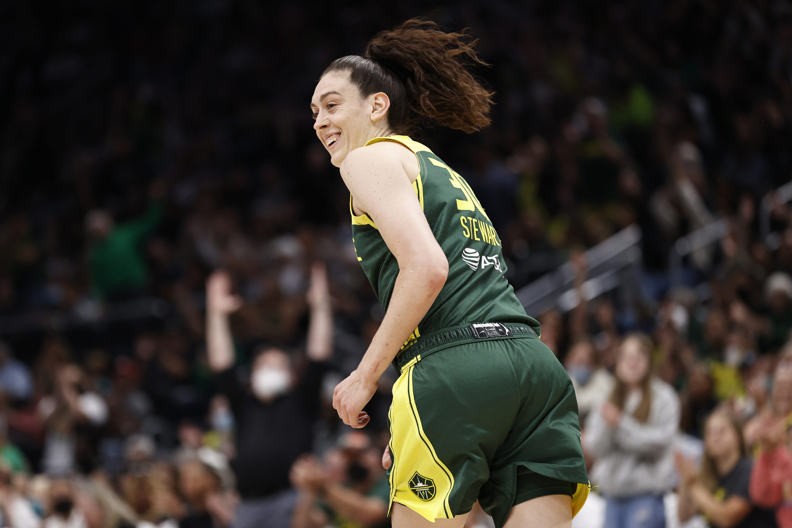 Breanna Stewart makes charter flights key piece in free agency - Just ...