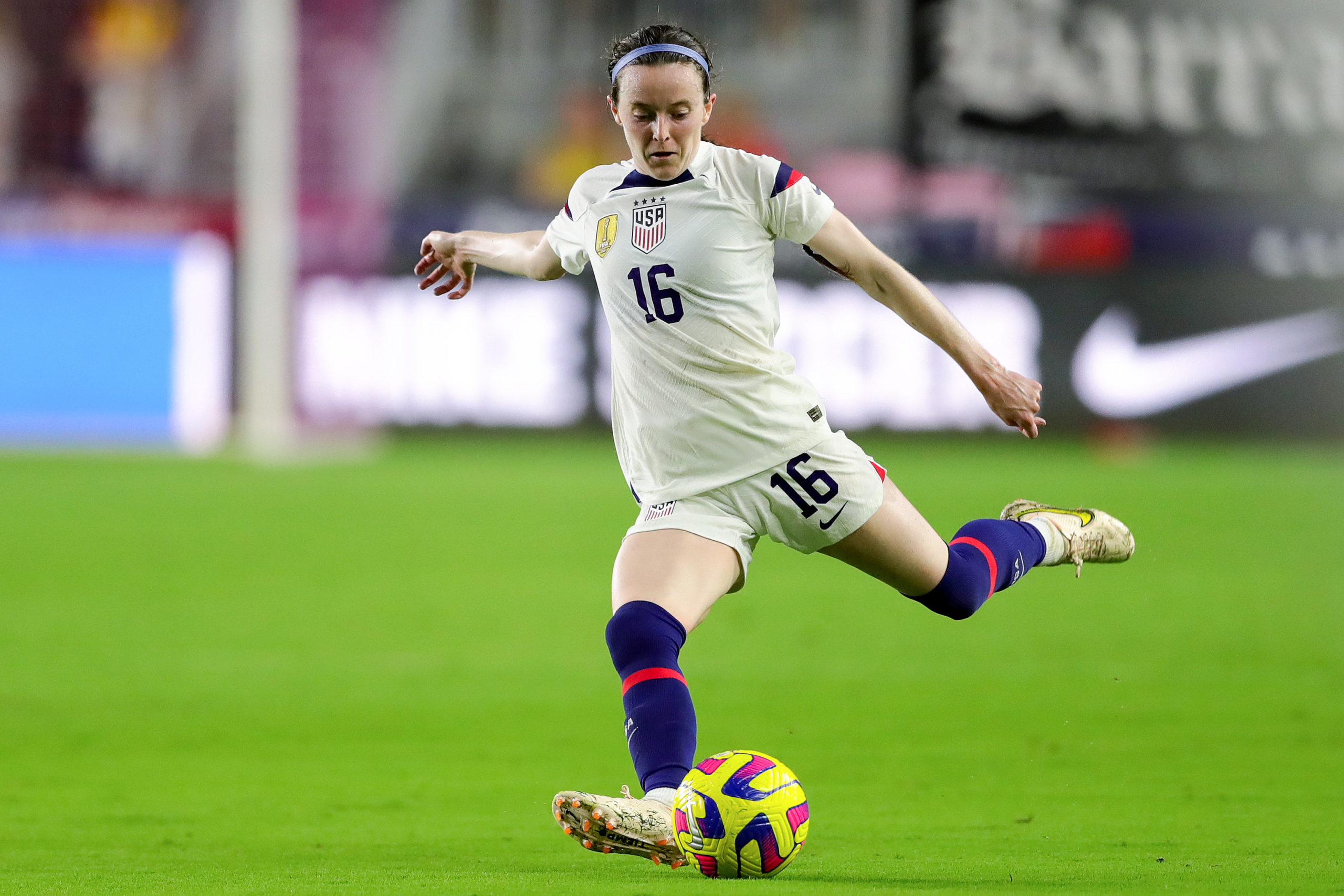 Rose Lavelle dazzles USWNT Players’ Ball with karaoke performance ...