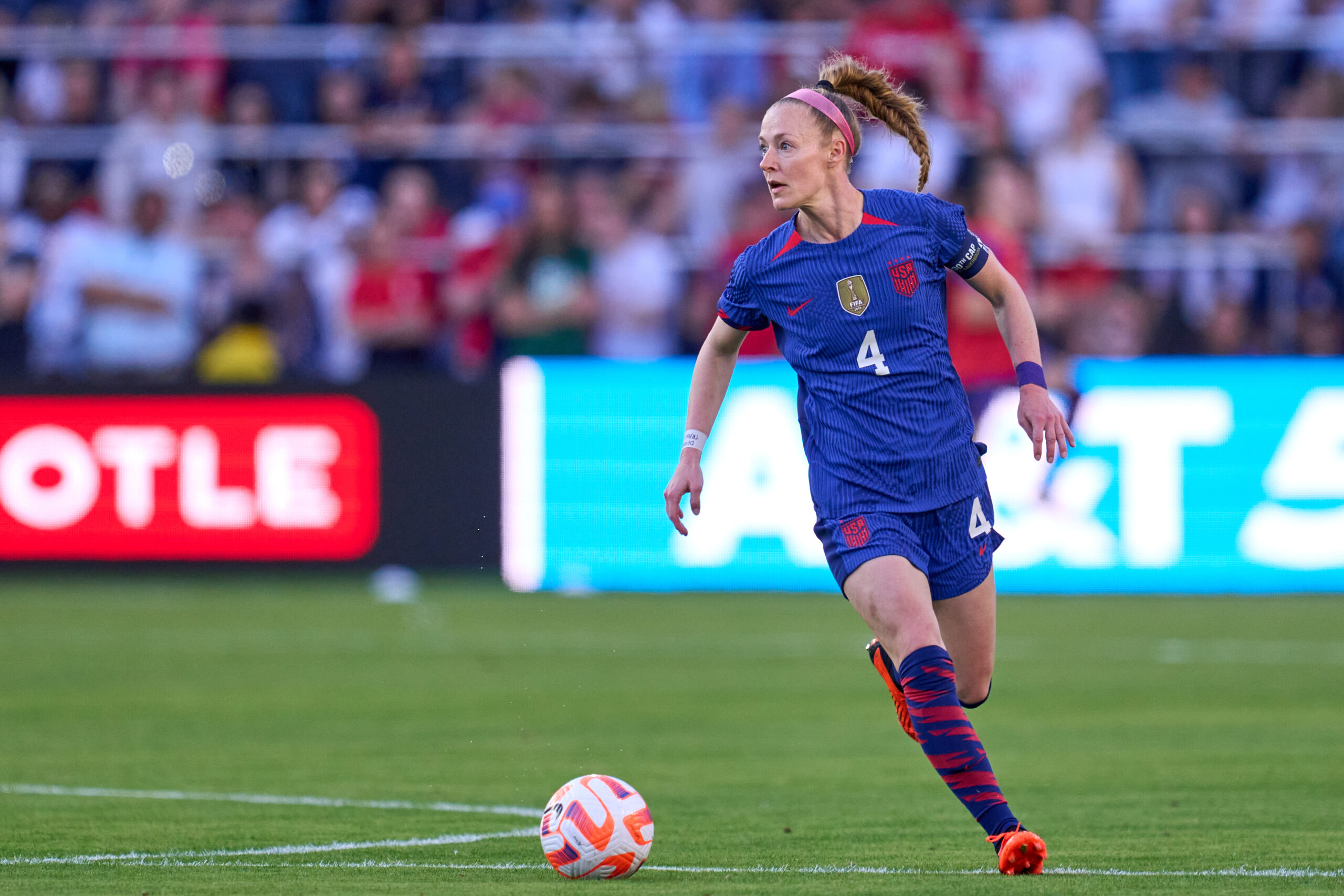 Becky Sauerbrunn to replace an injured Alana Cook on USWNT - Just Women ...