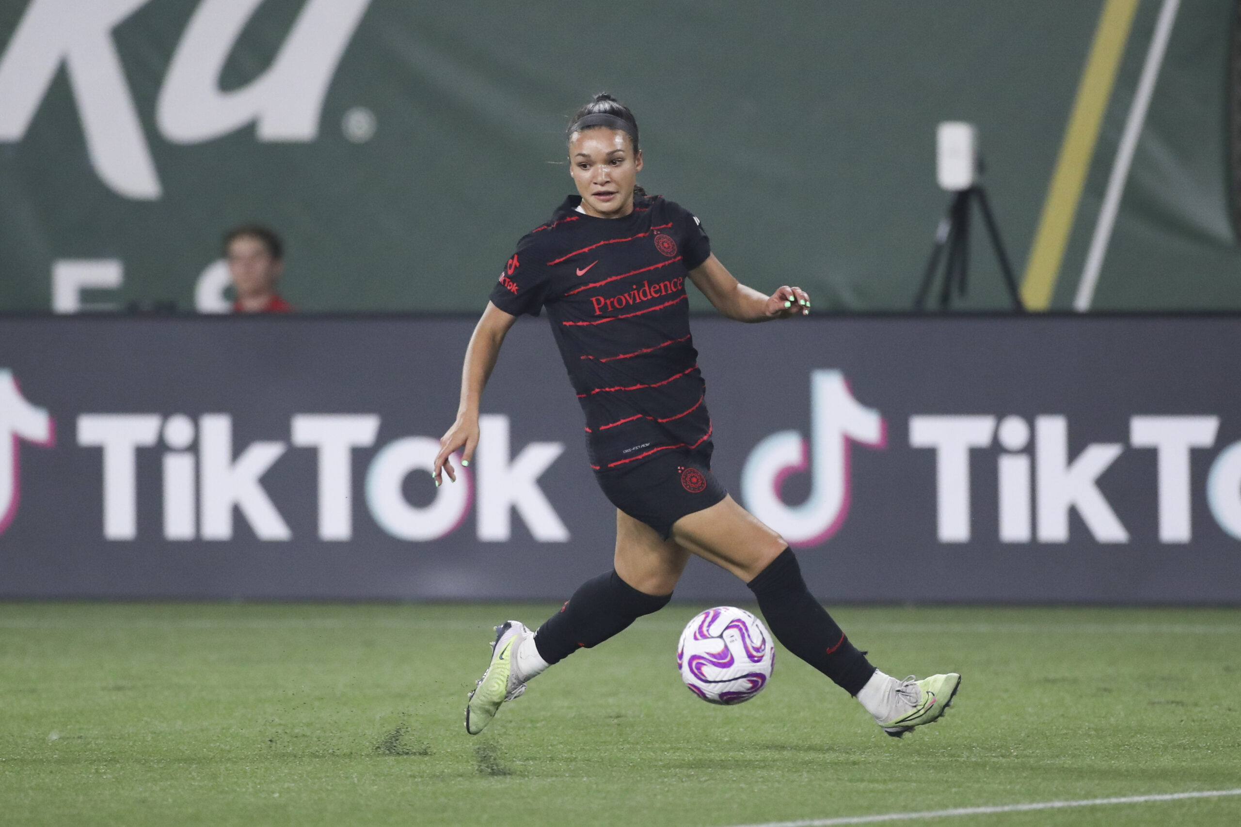 Sophia Smith returns as Portland Thorns clinch top-2 playoff spot ...