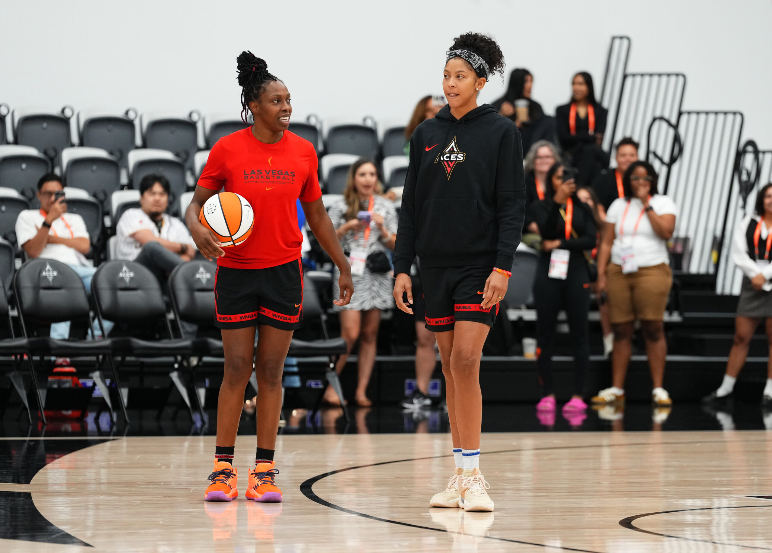WNBA Finals: Chelsea Gray and Candace Parker stay loose with handshake ...