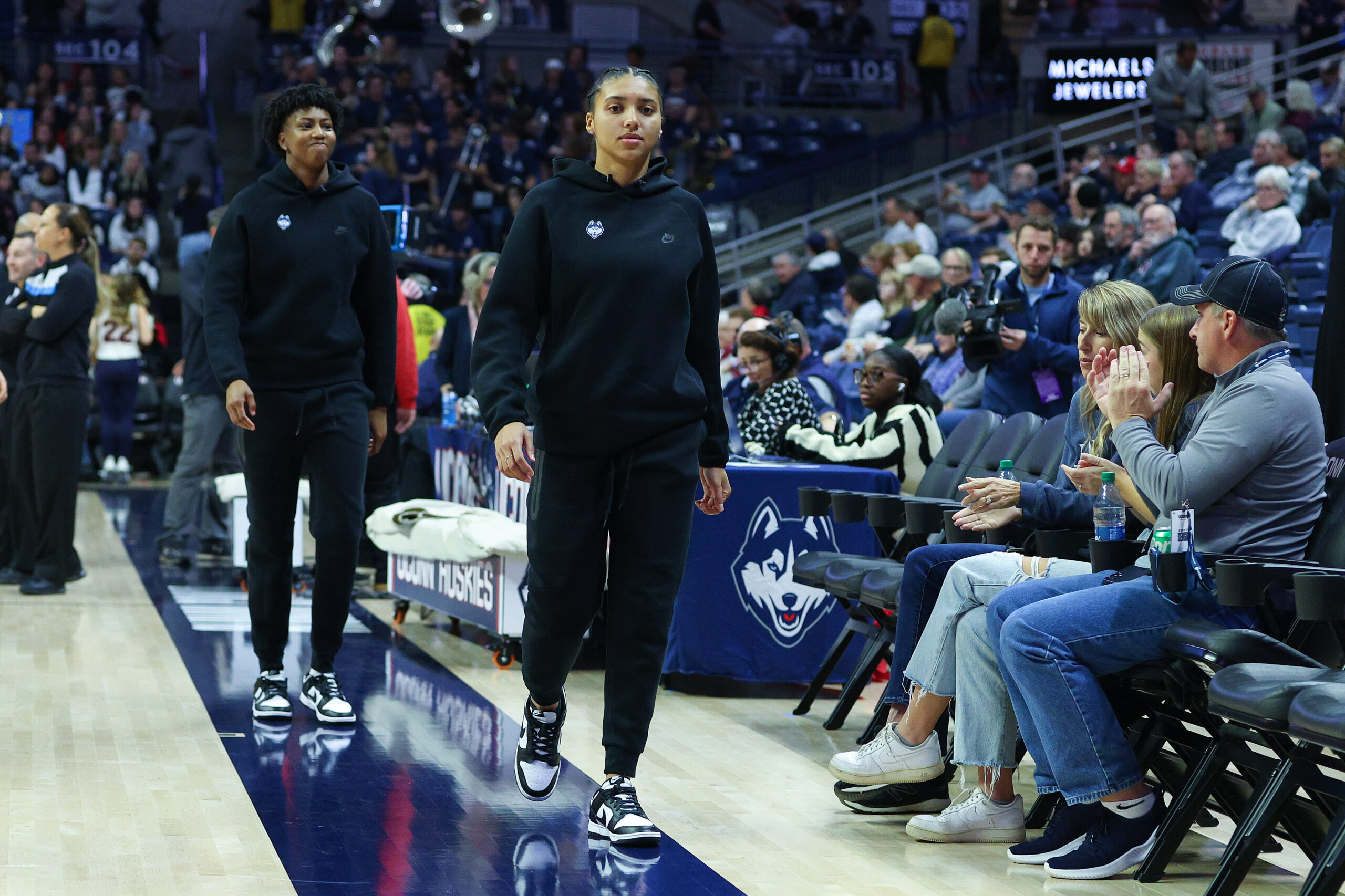 UConn’s Azzi Fudd will miss the rest of the season with an ACL tear ...