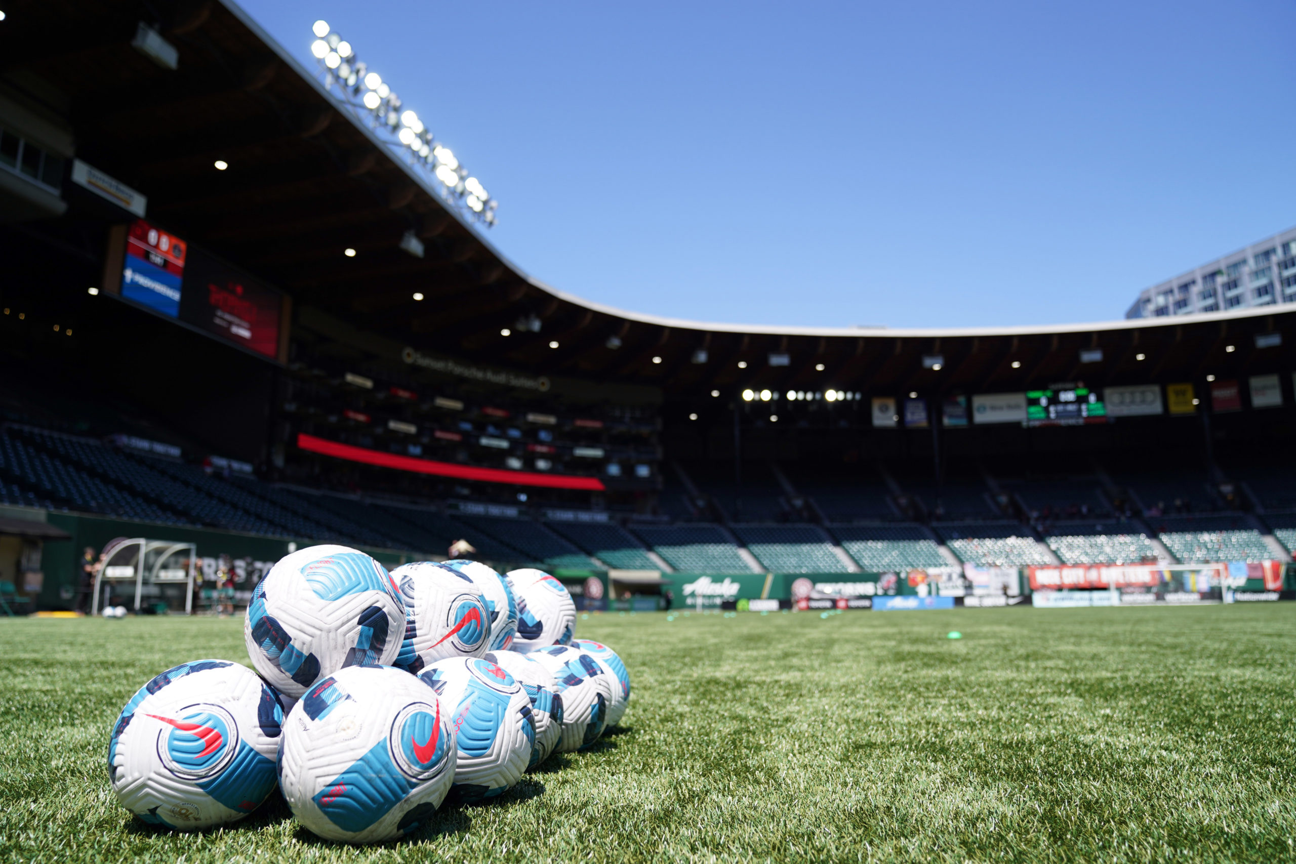 Technical difficulties impact NWSL games on Paramount+ - Just Women's ...