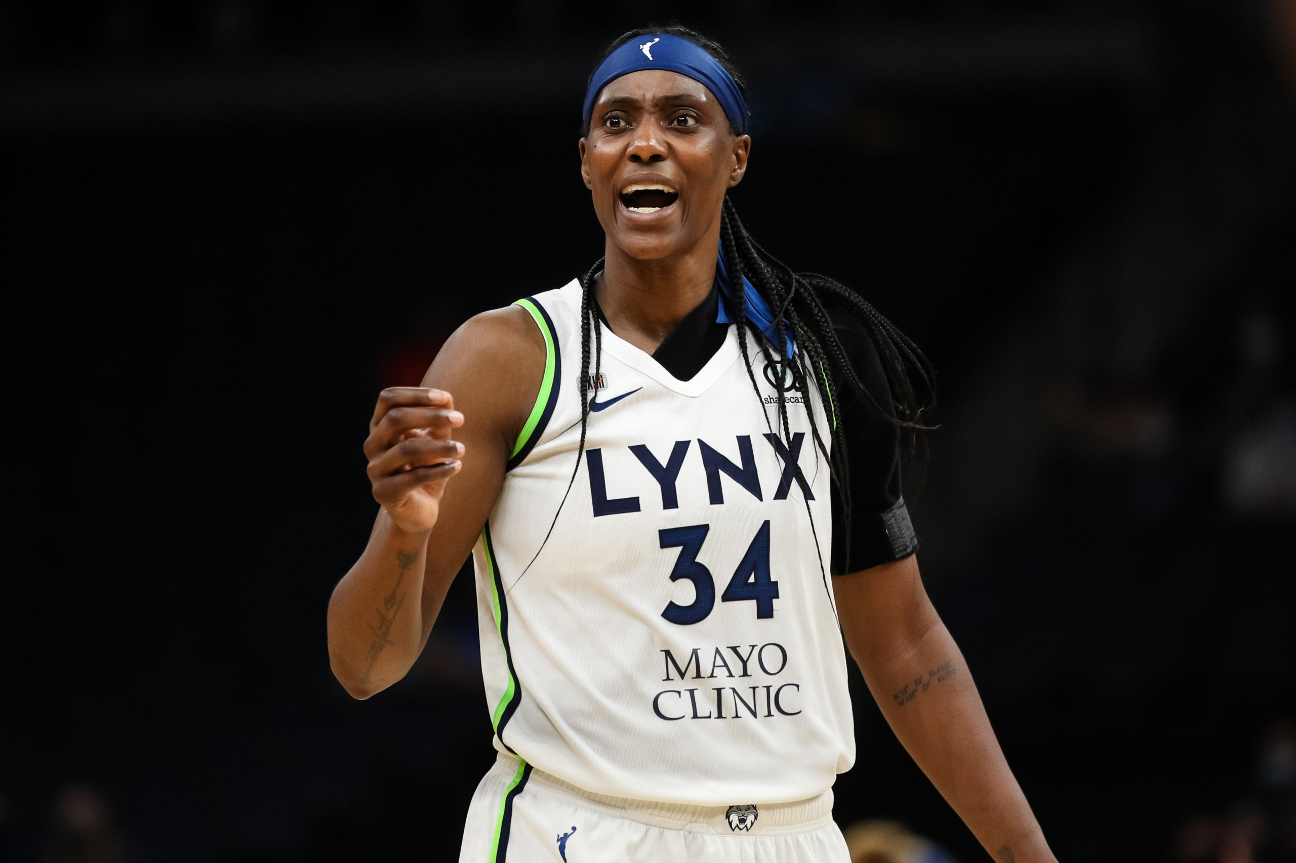 Sylvia Fowles returns to Lynx for farewell WNBA season - Just Women's ...