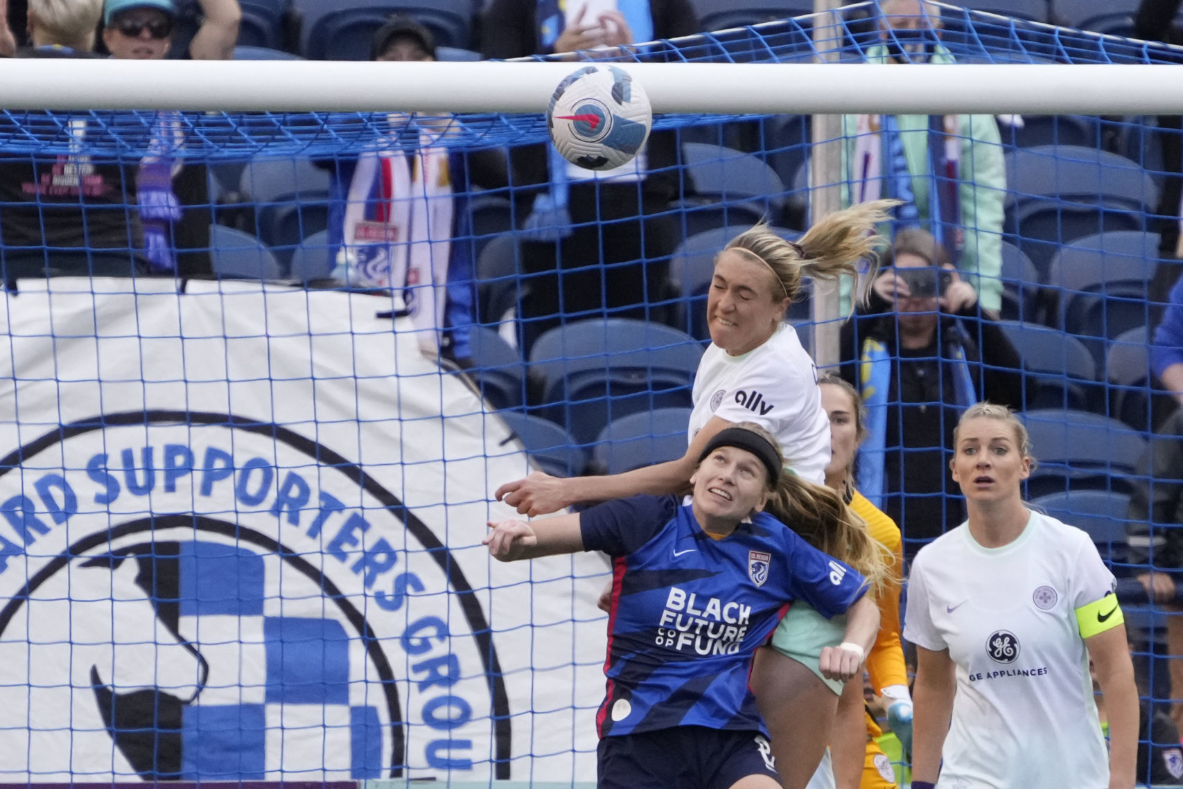 Bethany Balcer, OL Reign again take issue with NWSL refereeing - Just ...