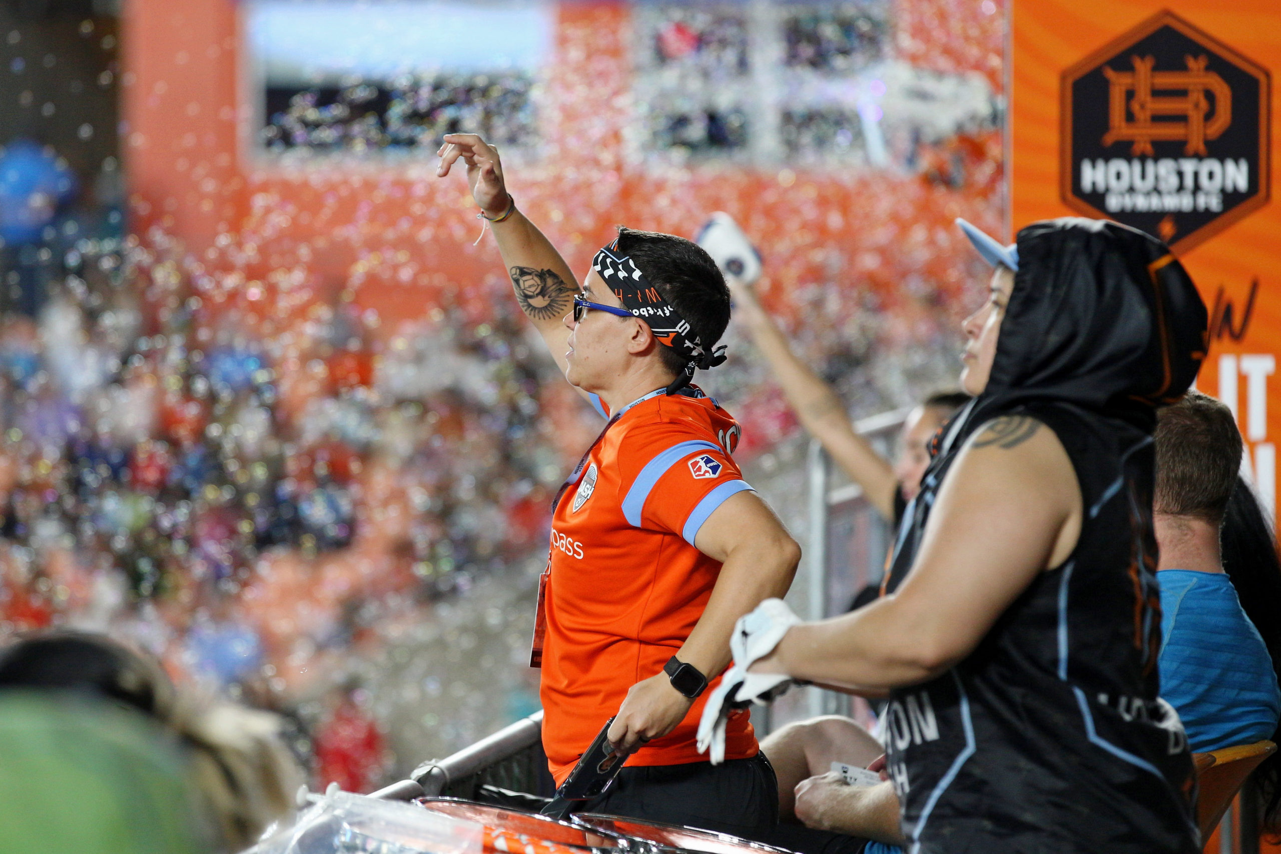 Houston Dash set record for largest crowd in NWSL playoff history ...