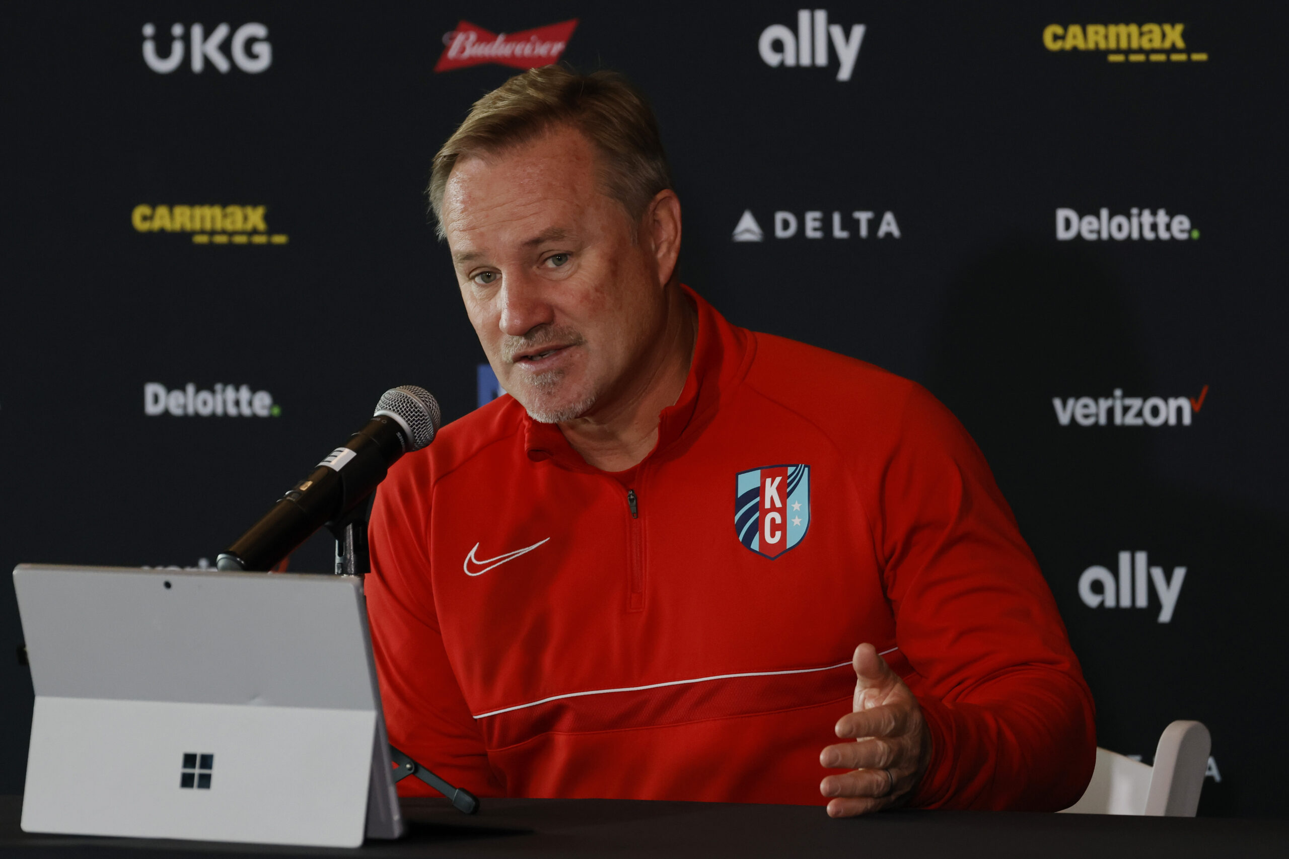 KC Current fire coach Matt Potter due to ‘issues around his leadership ...