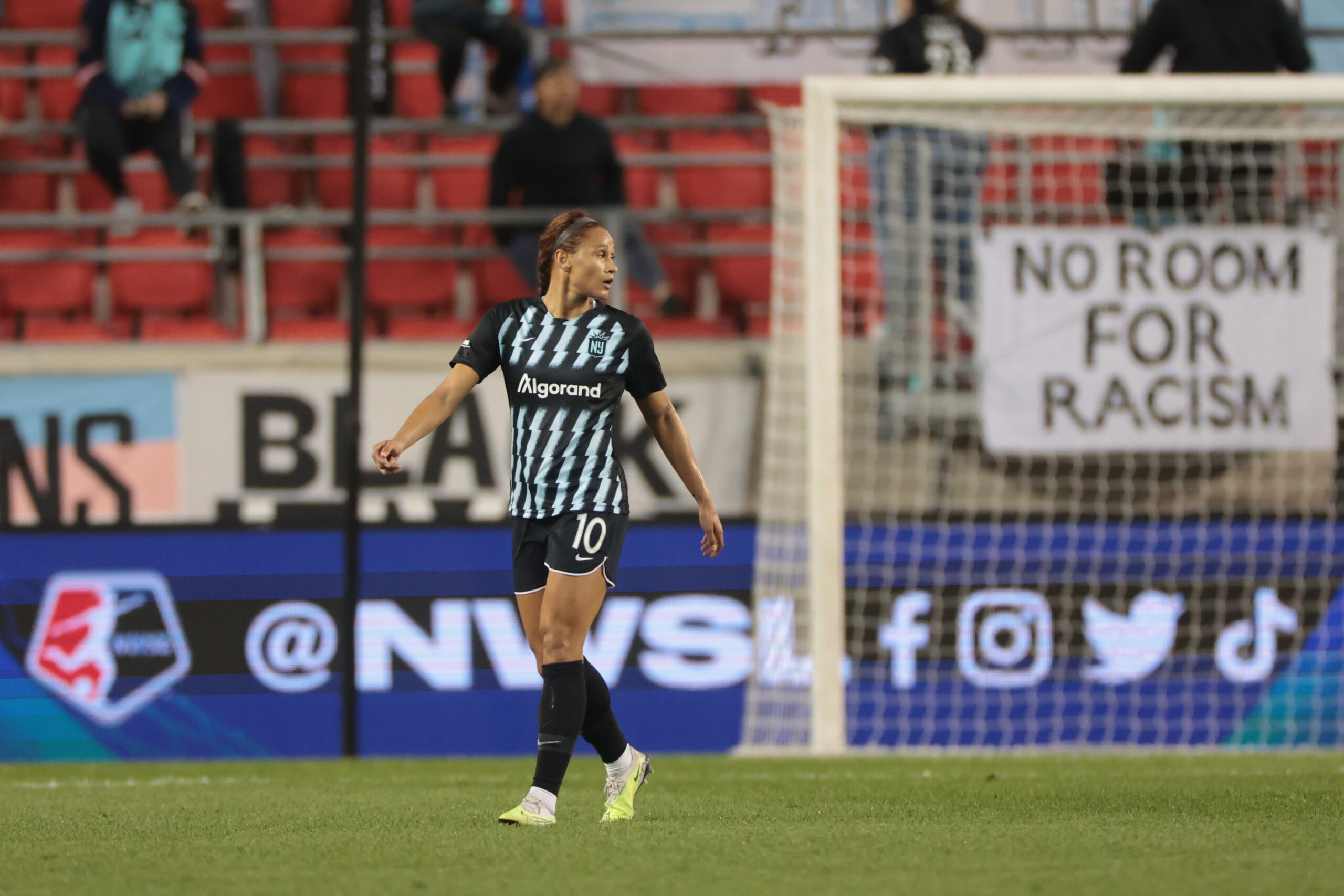 Lynn Williams cements World Cup case with scorching start for Gotham ...