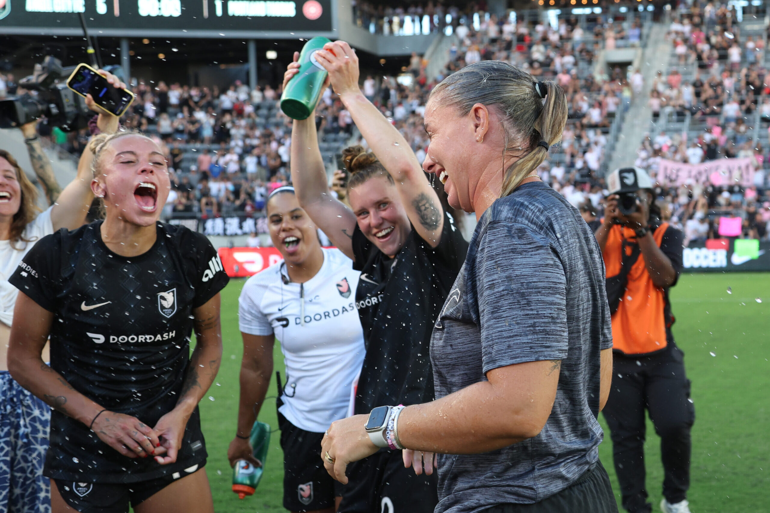 Angel City officially hires Coach of the Year candidate Becki Tweed ...