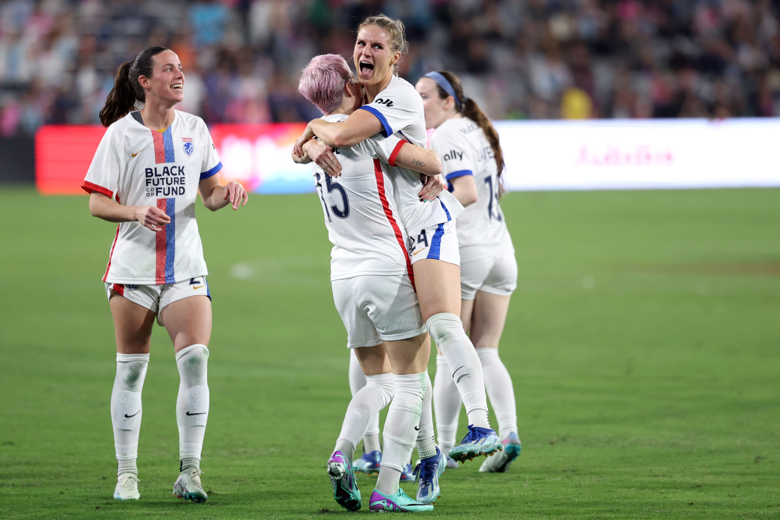 OL Reign advance to NWSL Championship off Veronica Latsko goal - Just ...