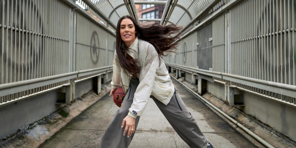 WNBA Star Kelsey Plum Drops 2025 Dawg Class Roster