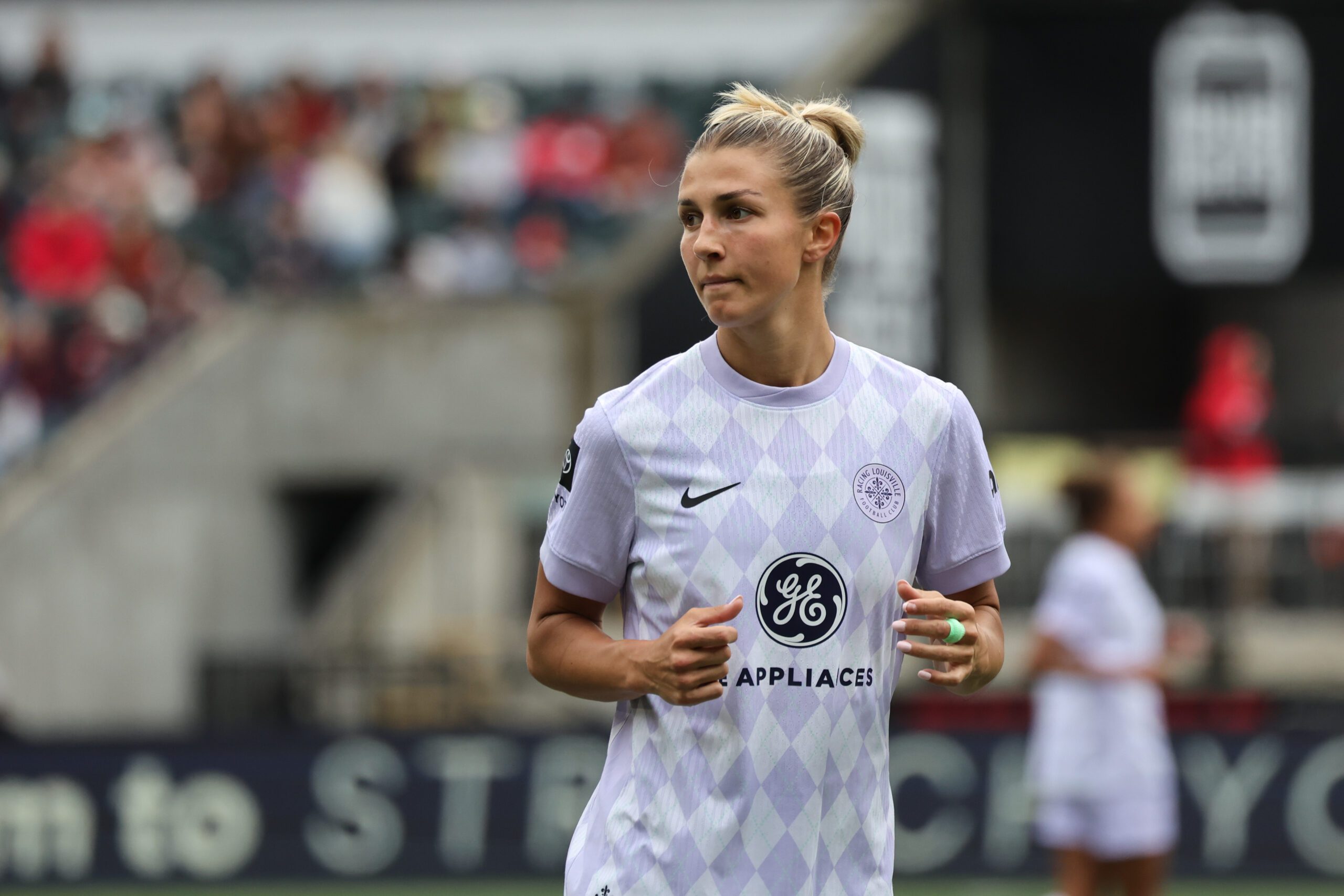 NWSL Extends Red Card Suspension for Louisville Midfielder Kayla Fischer