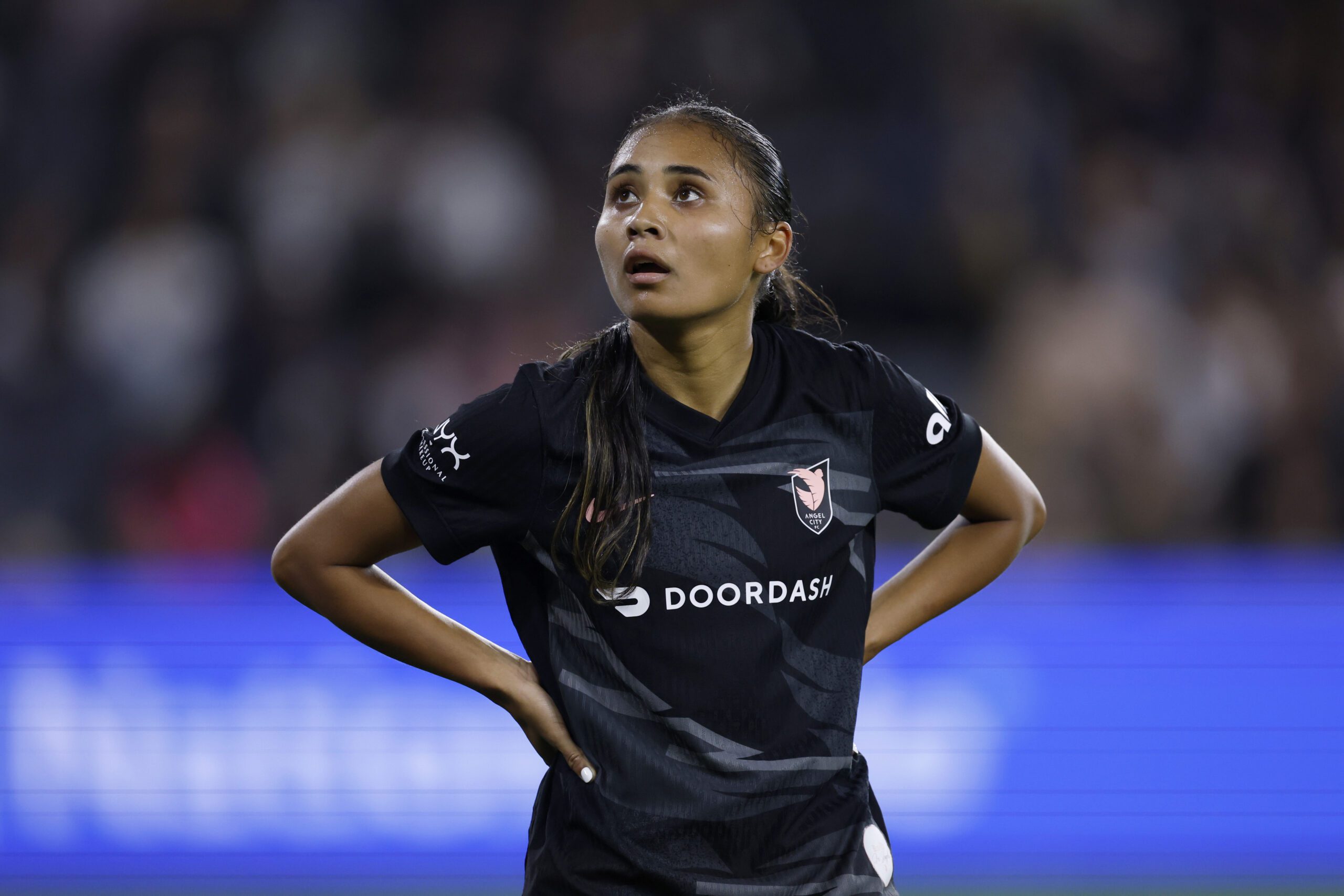 Chelsea Finalizes £1 Million Transfer for ACFC Star Alyssa Thompson as WSL Kicks Off