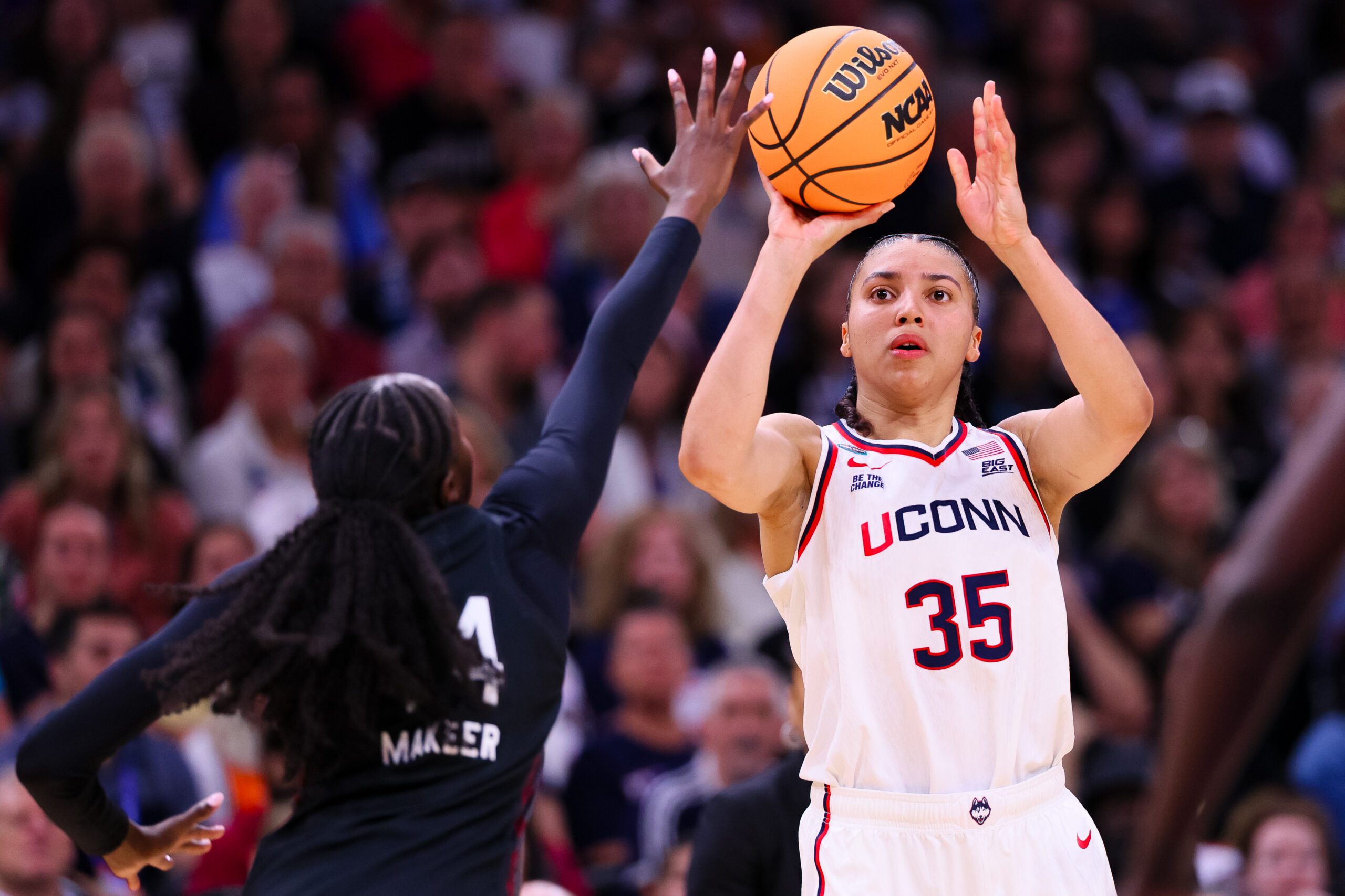 WNBA Mock Draft: ESPN Projects Azzi Fudd No. 1 in 2026 Draft